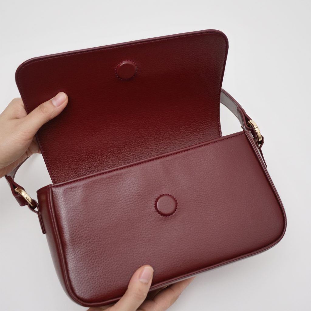 Sekar Burgundy - POVILO