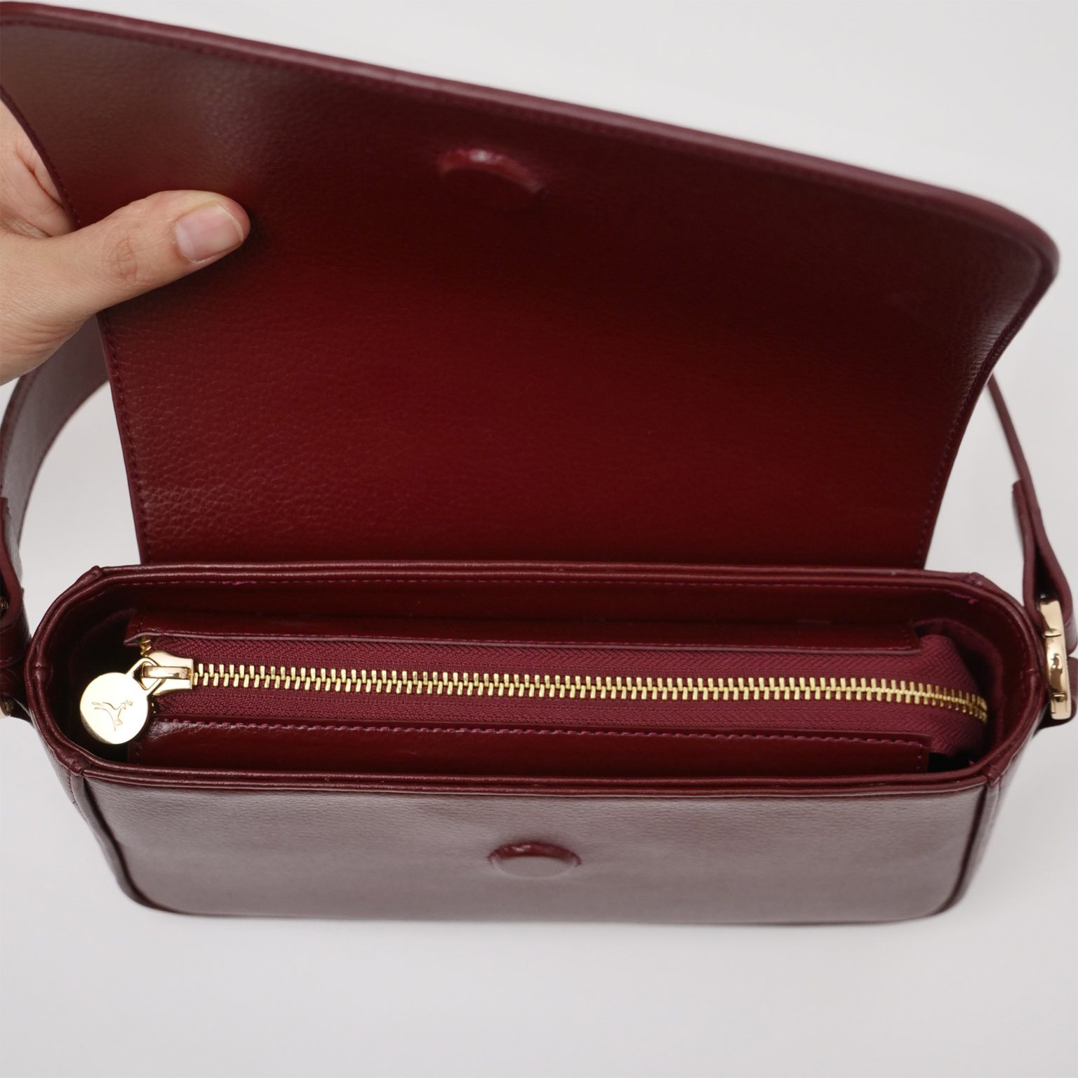 Sekar Burgundy - POVILO